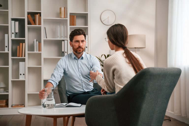 Cognitive Behavioral Therapy vs EMDR - Boardwalk Recovery